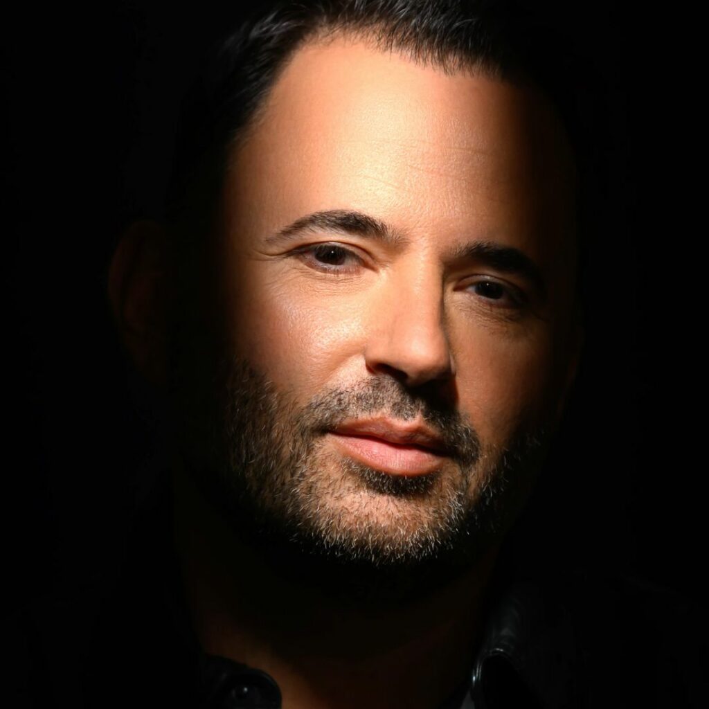 Jerry Ghionis — The Portrait Masters